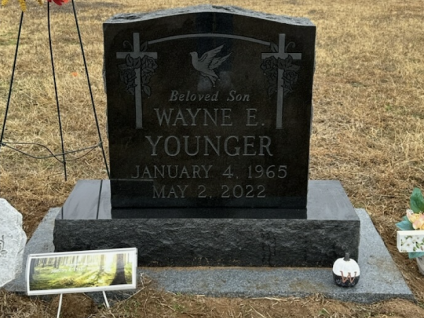 Christian Memorials & Signs | Dexter, MO